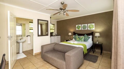 Rooms – Fish Eagle Manor