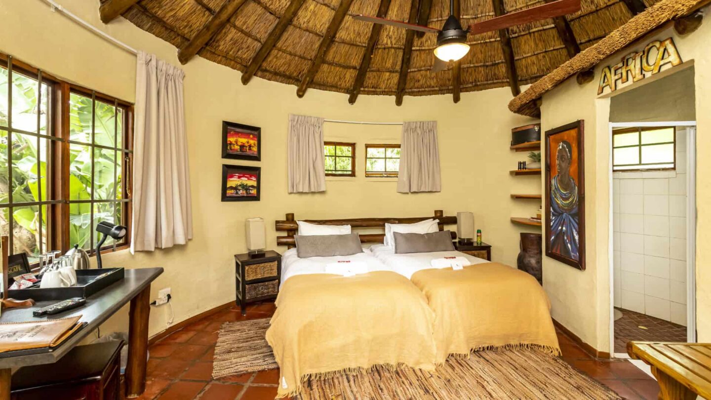 Safari 1 - Fish Eagle Manor